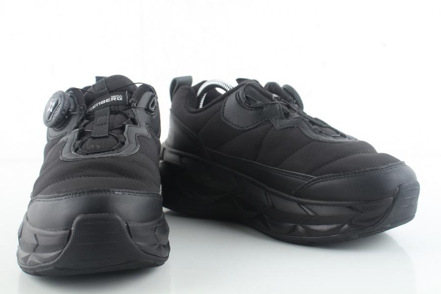 네파 ISENBERG PUFFER DISC PADDING SHOES 블랙 등산화(235mm)